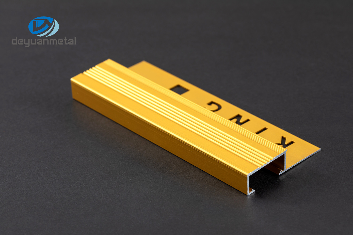 Tempered Aluminium Edge Trim Profiles , 10mm aluminium tile trim ASTM ...