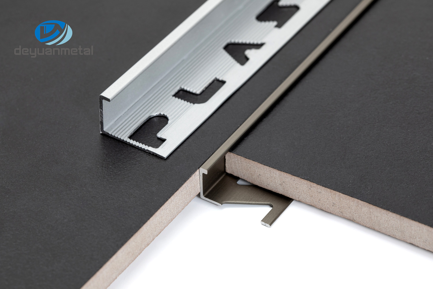 6063 Aluminium Channel Profiles , Trim Angle L Shape Aluminium Frame T6